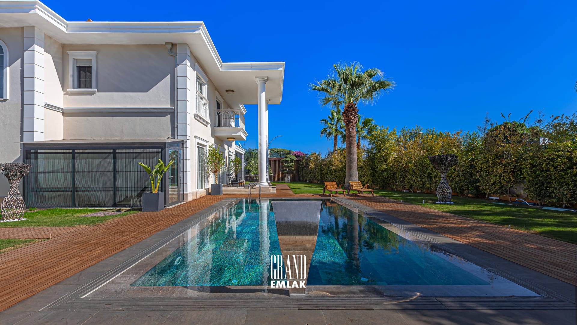 Antalya, Kemerağzı’nda, Lara Hill Sitesi’nde Kış Bahçeli Ultra Lüks B ...